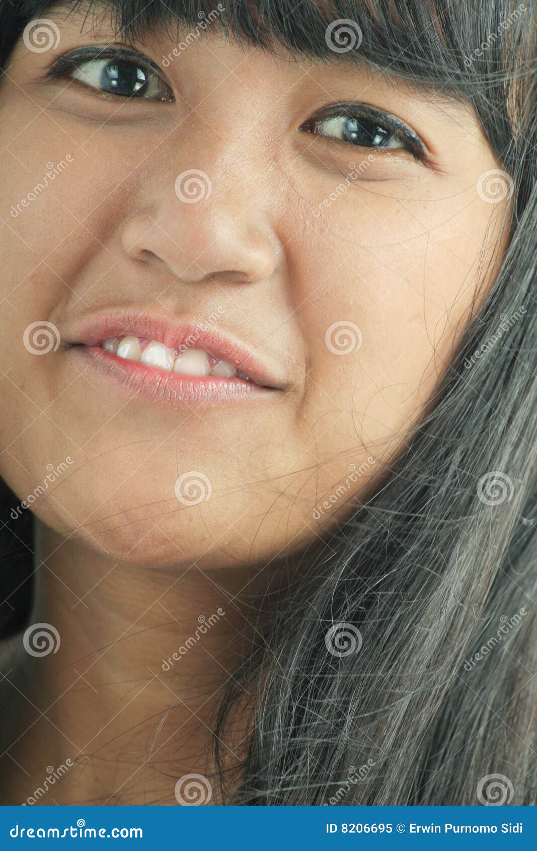 Aziatisch gezicht stock afbeelding. Image of helling, glimlach - 8206695