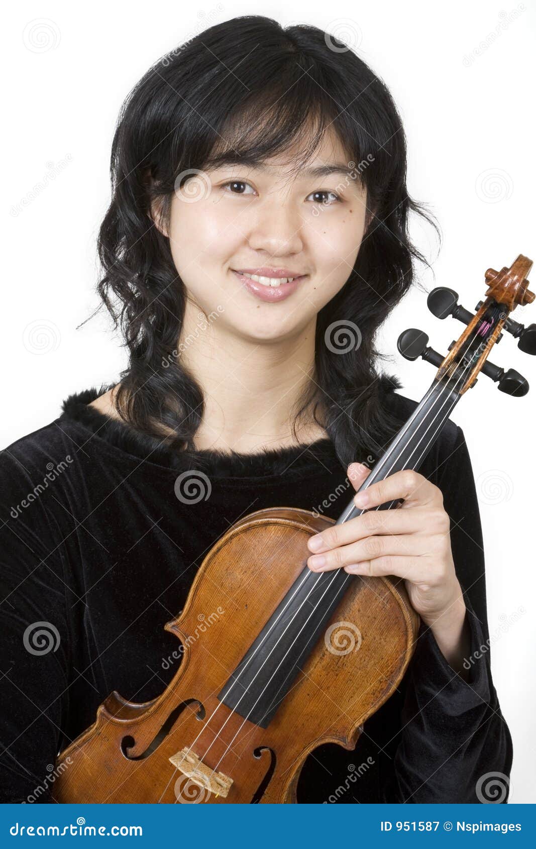 Aziatische violist 1 stock afbeelding. Image of vermaak - 951587