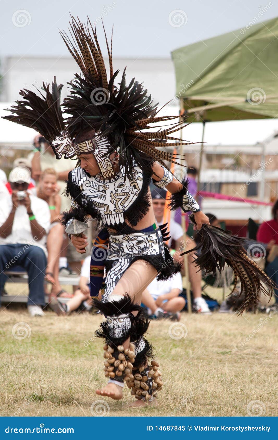Aztec Dancer editorial image. Image of colors, style - 14687845