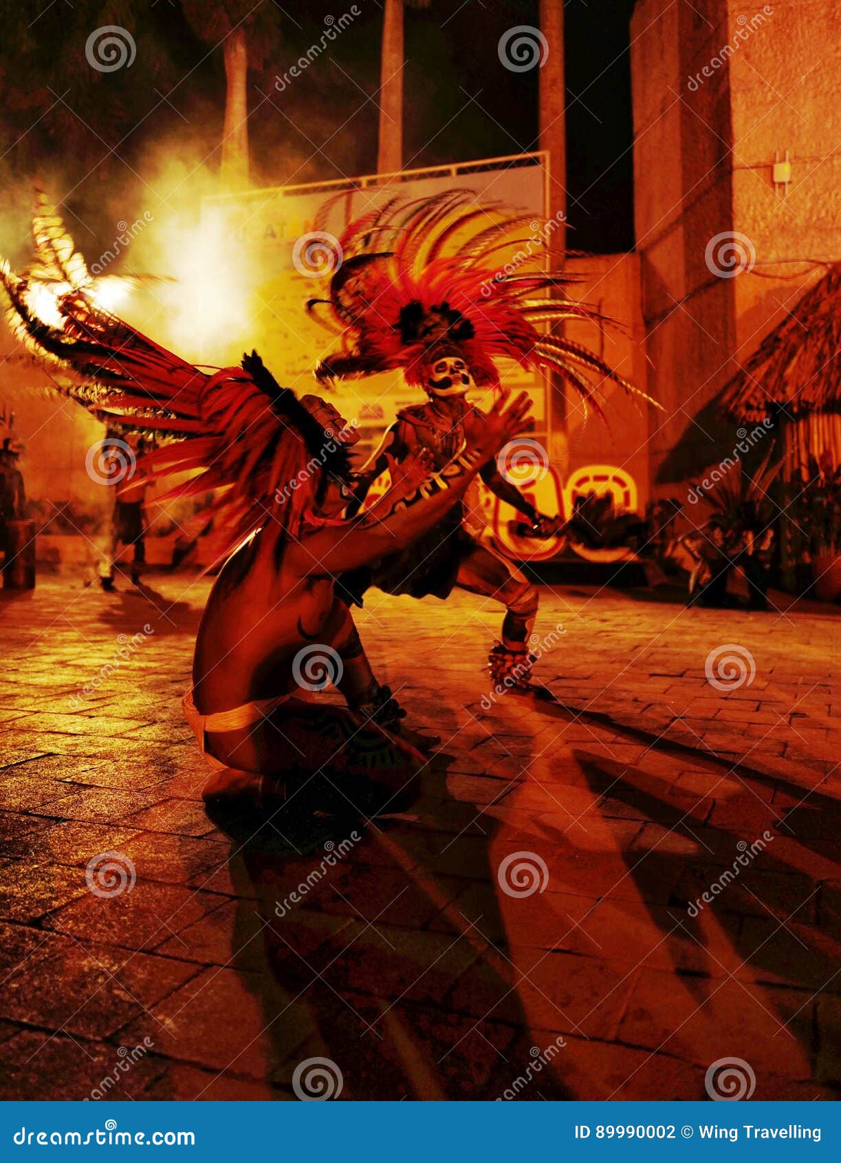 Aztec Dancer editorial photography. Image of feathers - 89990002