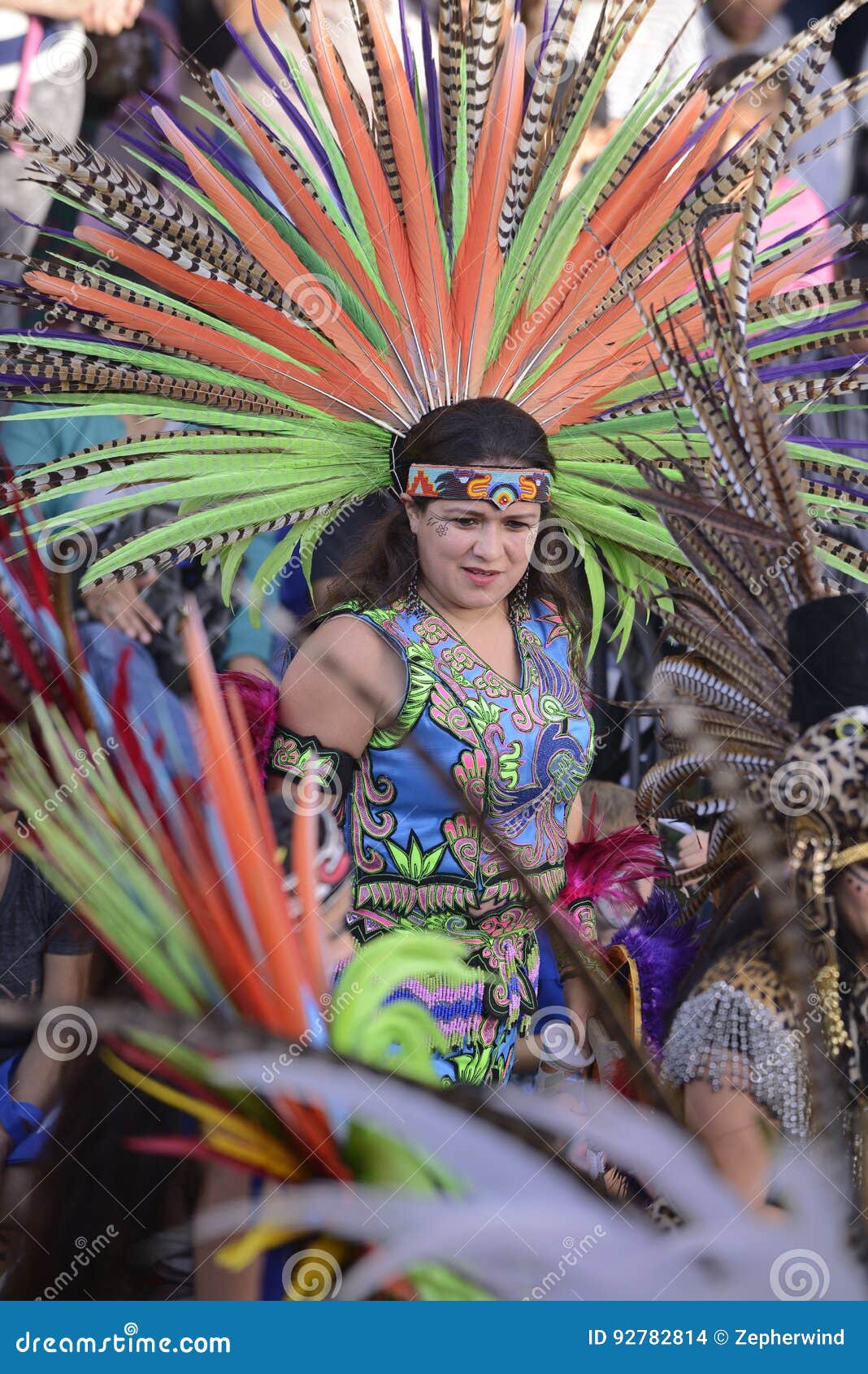 Aztec Women Wearing Gold Jewellery Stock Photography | CartoonDealer ...