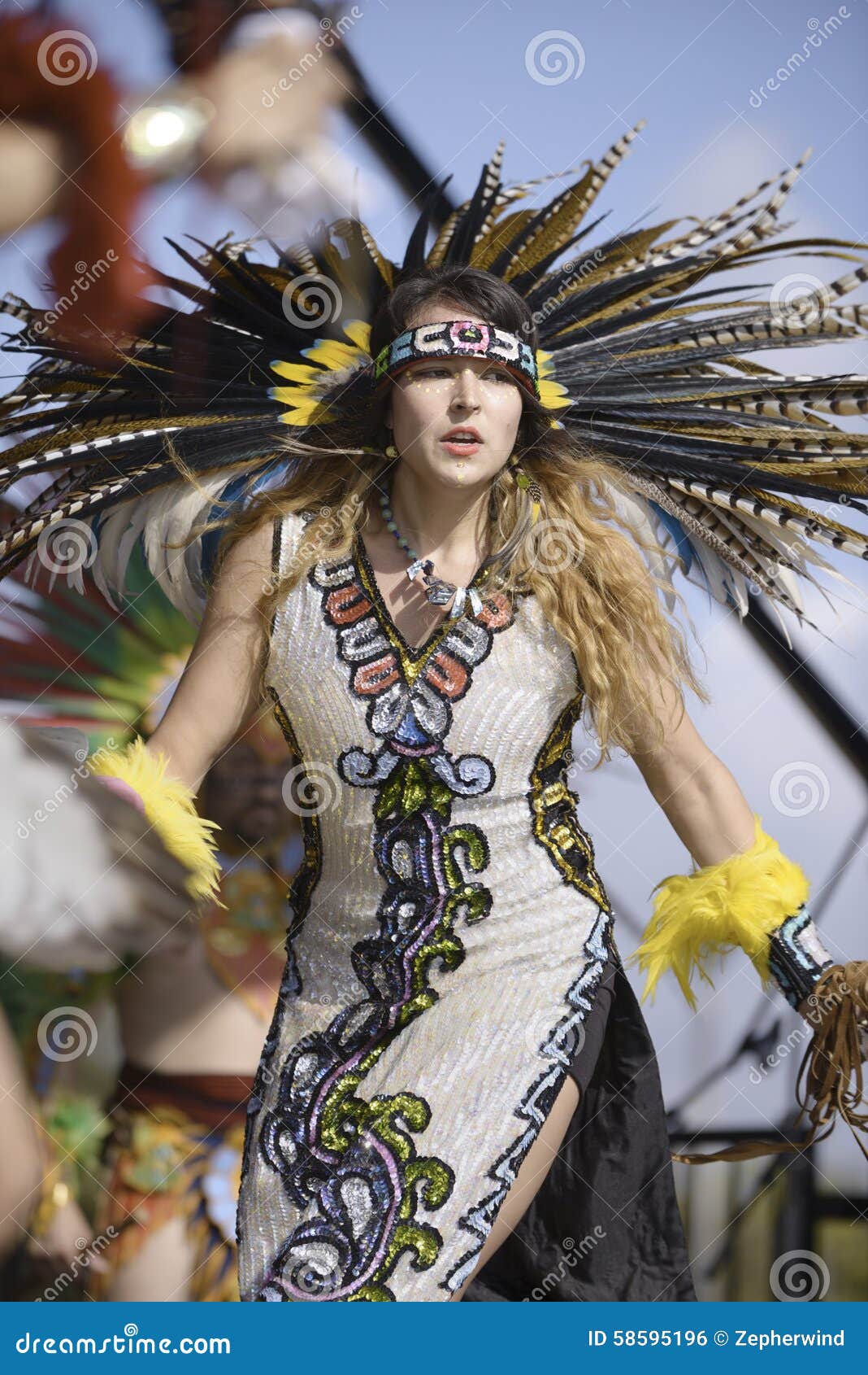 Aztec dancer editorial photo. Image of performs, female - 58595196