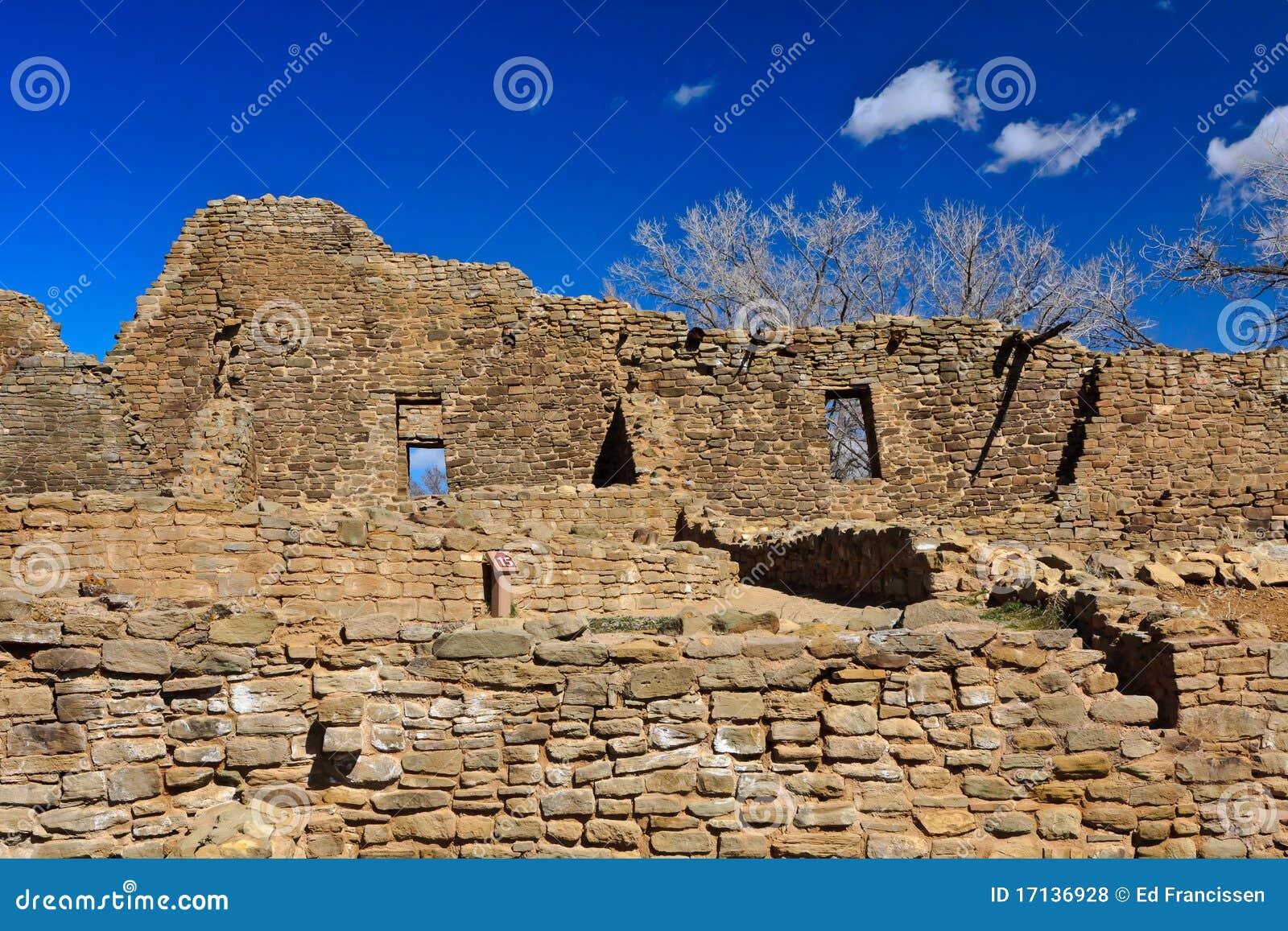 Aztec Ruins stock photo. Image of artifact, wall, franfoto - 17136928