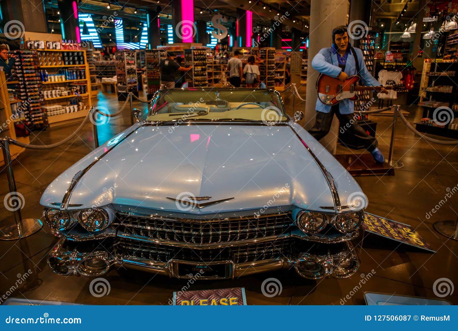 Azul Cadilac Do ` S De Elvis Presley Fotografia Editorial - Imagem de ...