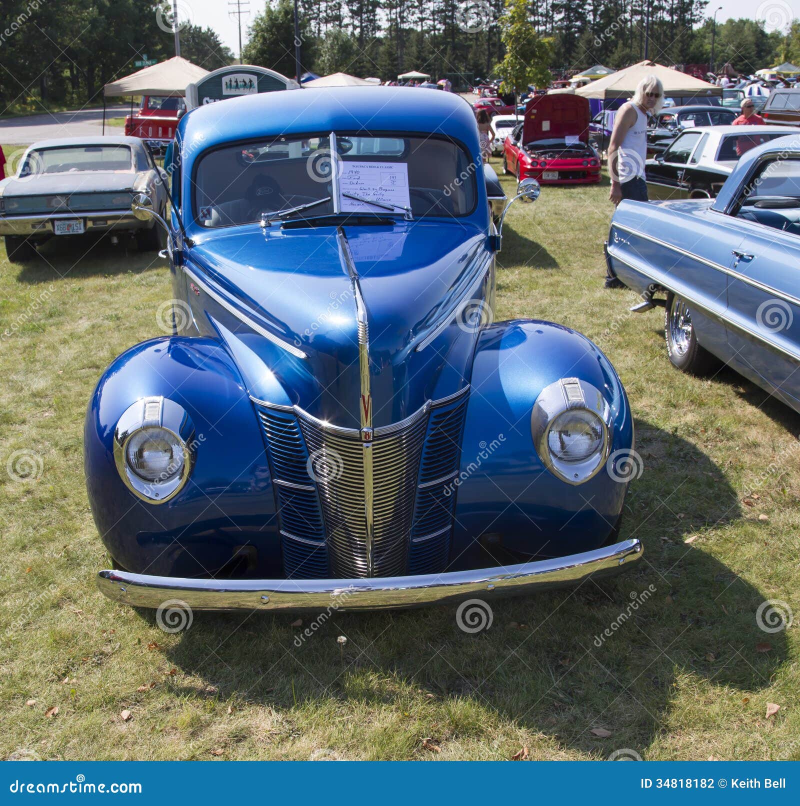 1940 azul Ford Deluxe Car fotografia editorial. Imagem de luxo - 34818182