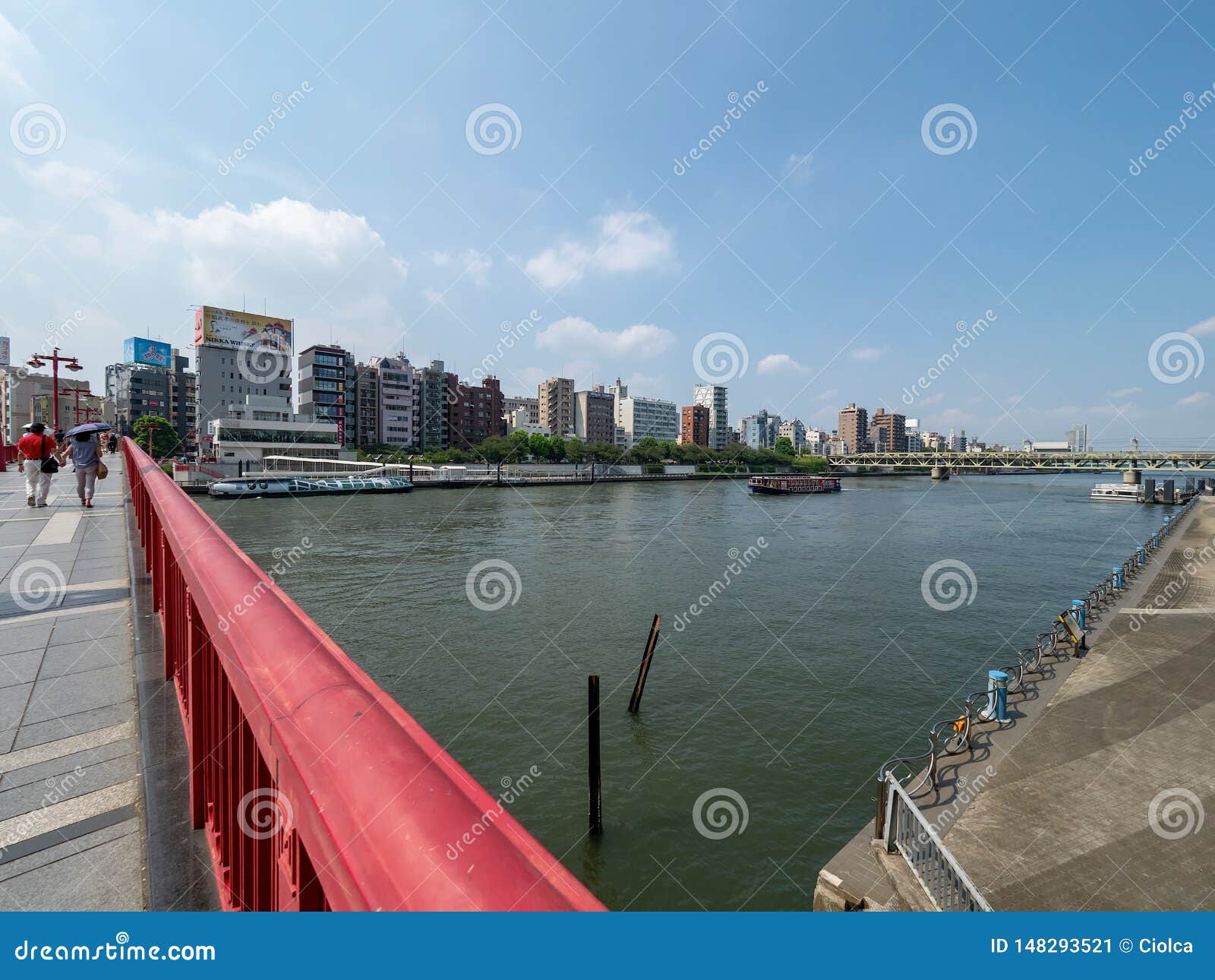 Azuma Bridge Over Sumida River in Tokyo, Japan Editorial Photo - Image ...