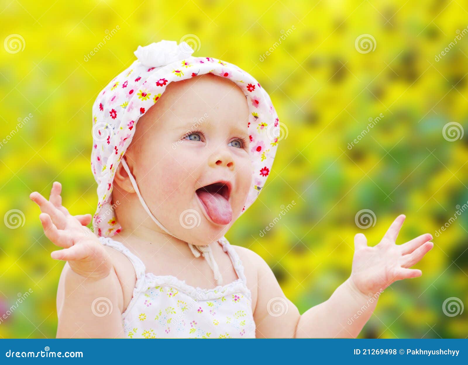 Bébé heureux photo stock. Image du beau, joyeux, fermer - 21269498