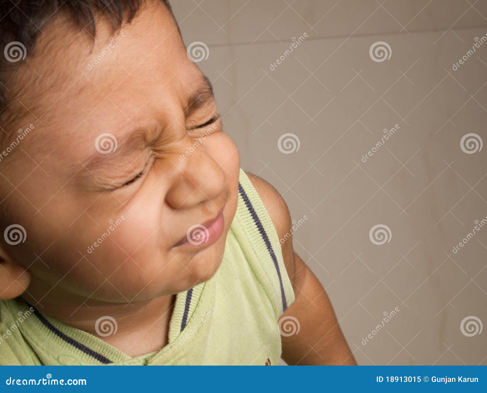 8,064 Loucher Photos libres de droits et gratuites de Dreamstime