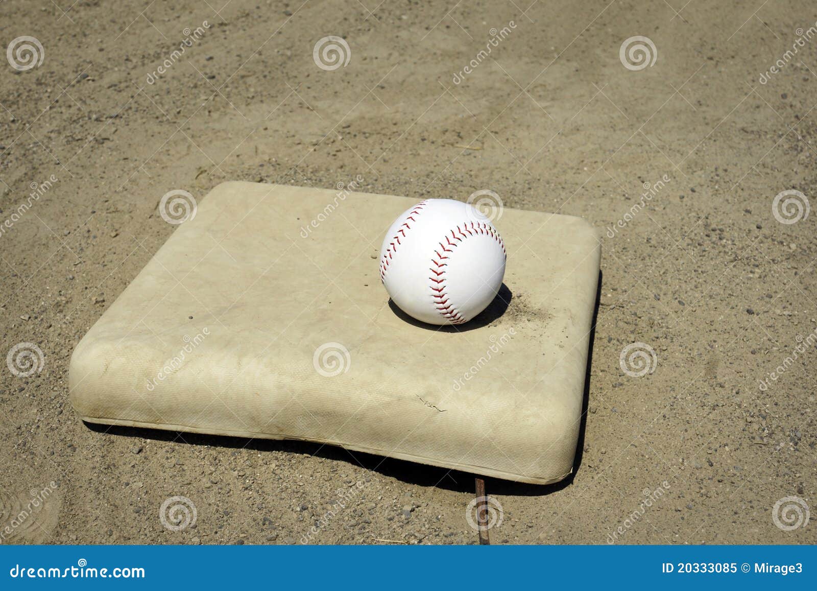 Béisbol en base imagen de archivo. Imagen de base, cuadrado - 20333085