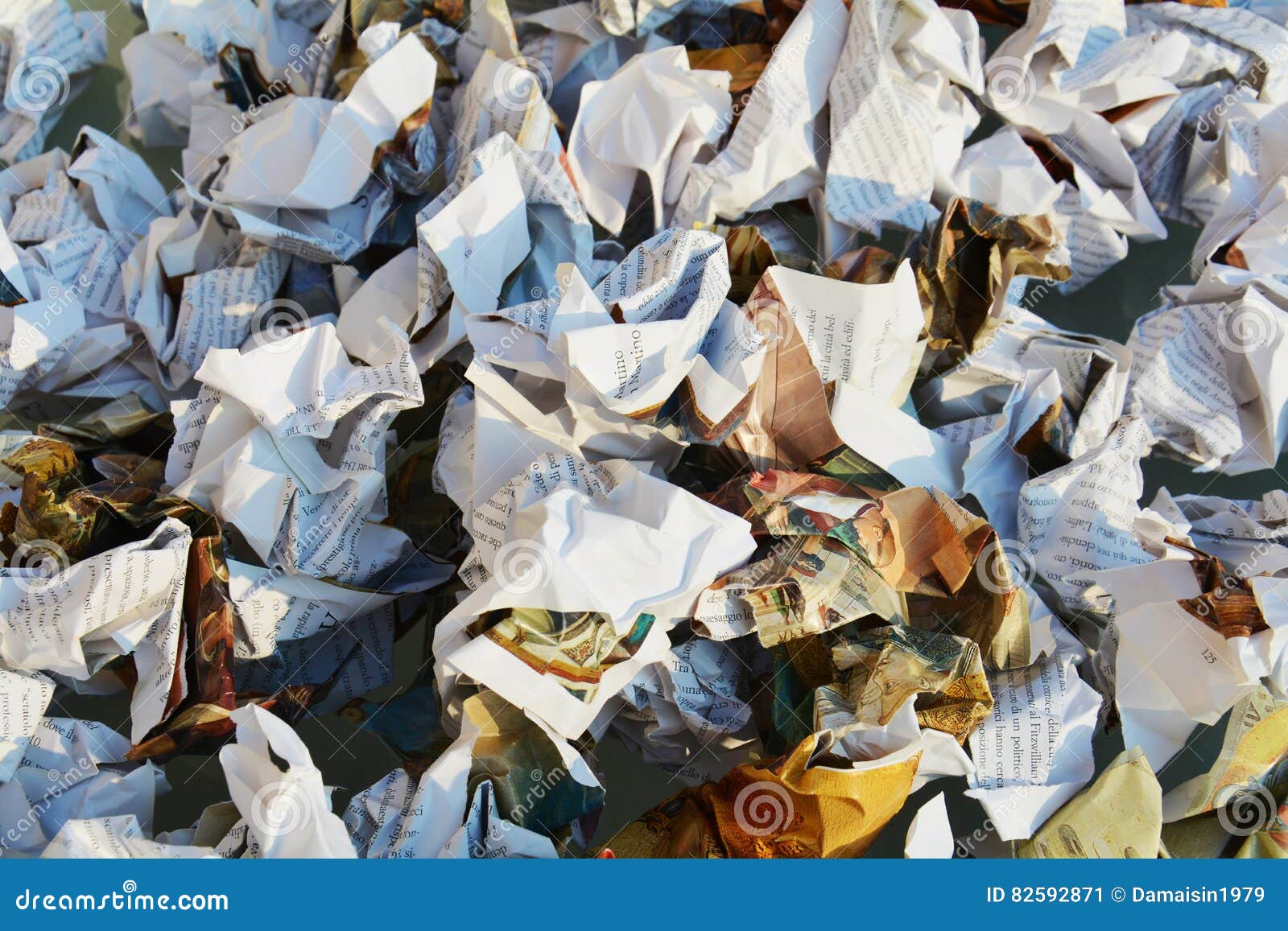 Böcker Och Sidor Pappers- Avfall, Bakgrund Fotografering för Bildbyråer ...