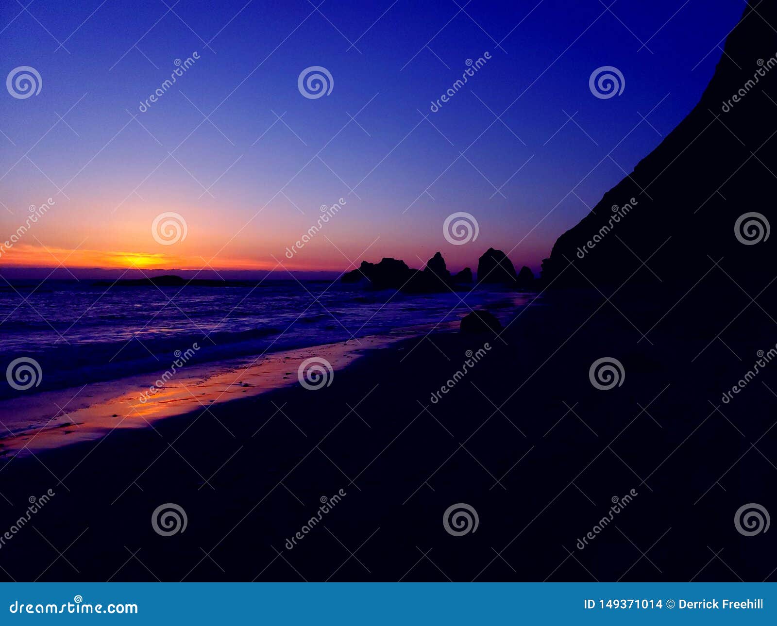 B E a utiful stock photo. Image of utiful, pretty, sett - 149371014