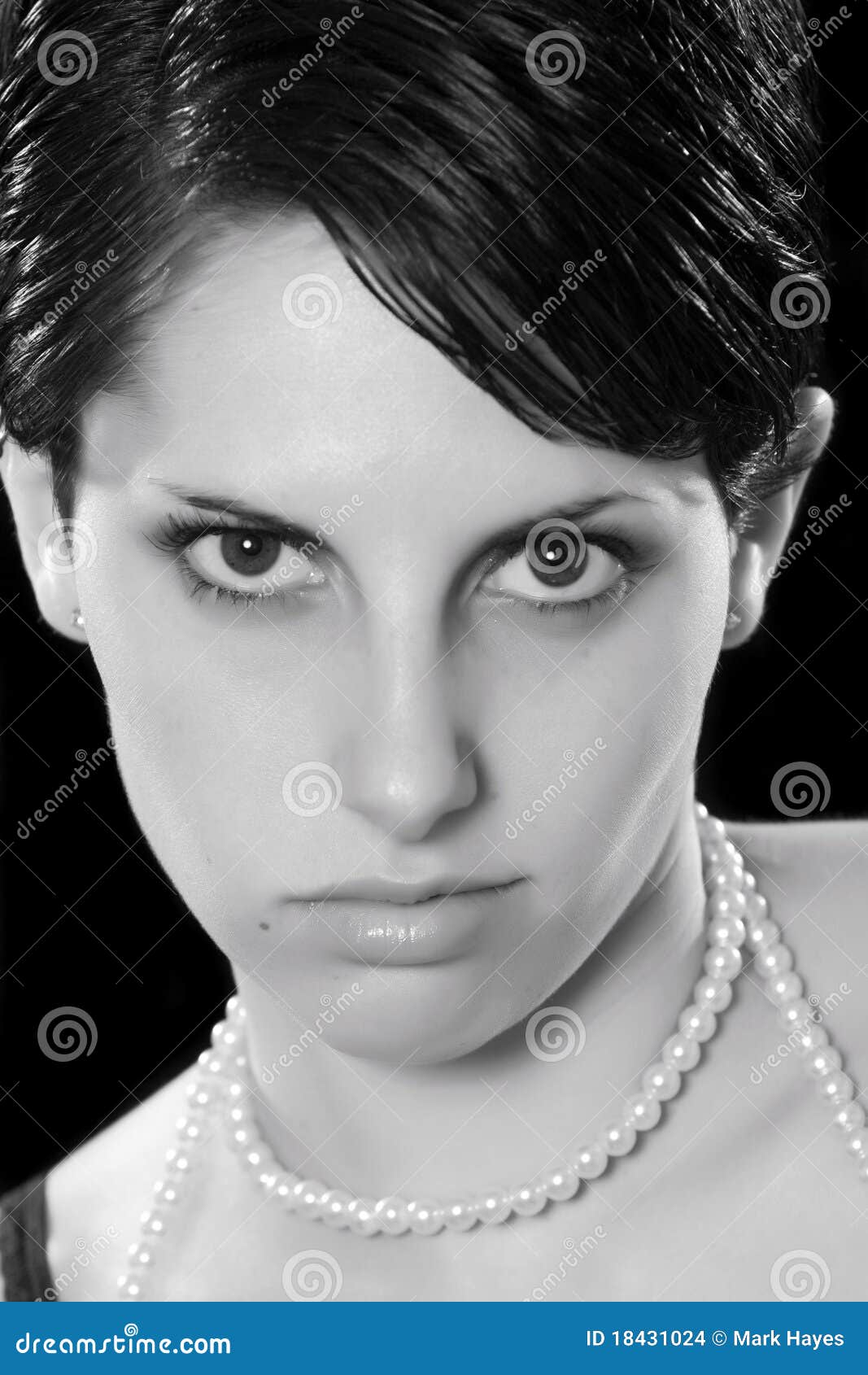 B&W Portrait of Fashion Model Stock Photo - Image of face, portrait ...