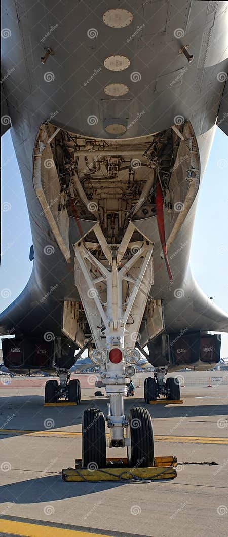 B1 Bomber Front Landing Gear Stock Image - Image of technology, wheel ...