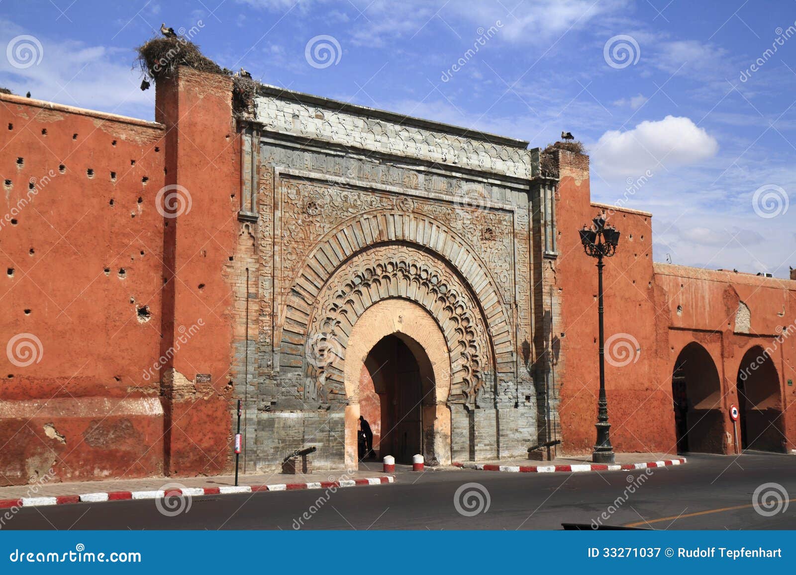 Bab Agnaou stock afbeelding. Image of mozaïek, decoratief - 33271037