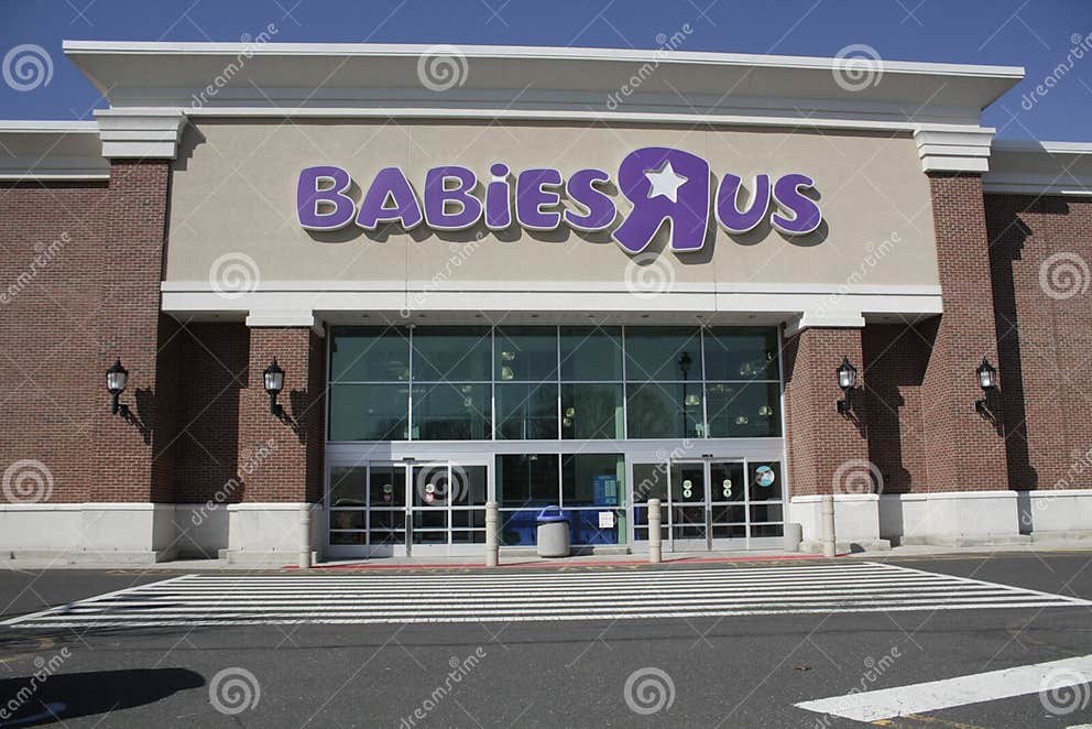Babies R Us store editorial photography. Image of purple - 39214937
