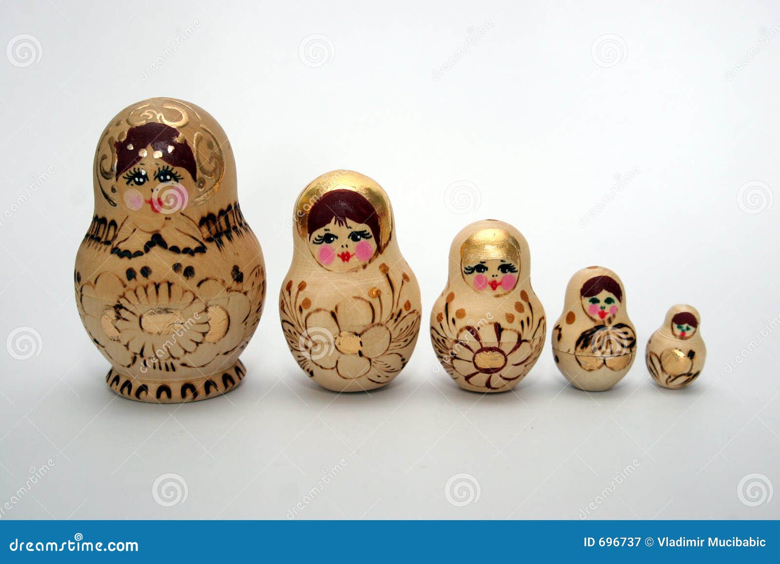 Babuschka stockbild. Bild von russisch, tradition, fünf - 696737