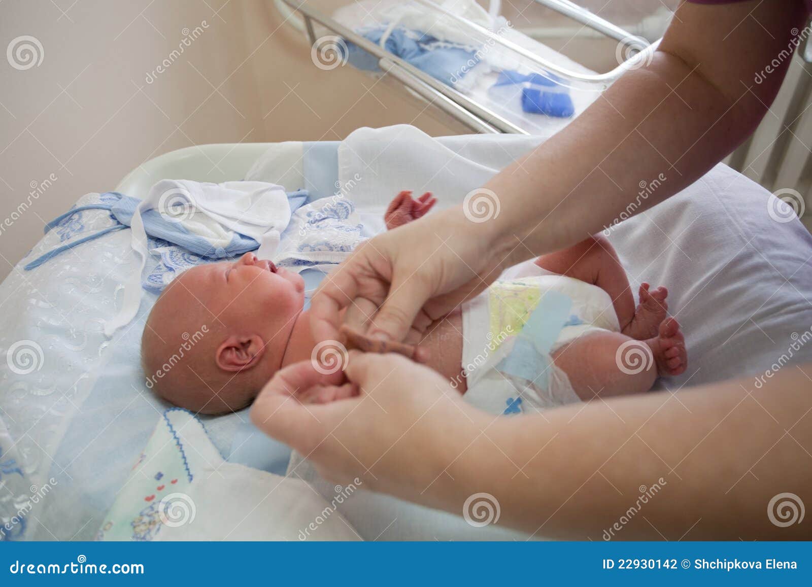 Baby at the age of 4 days stock photo. Image of newborn - 22930142
