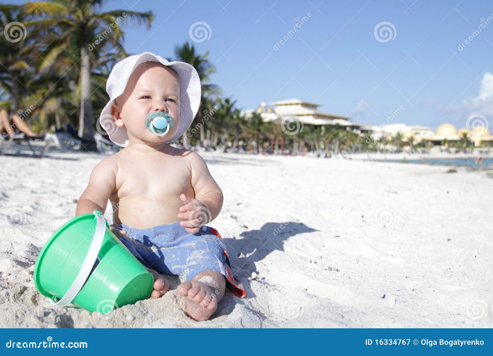 Baby on Beach stock image. Image of game, baby, loved - 16334767