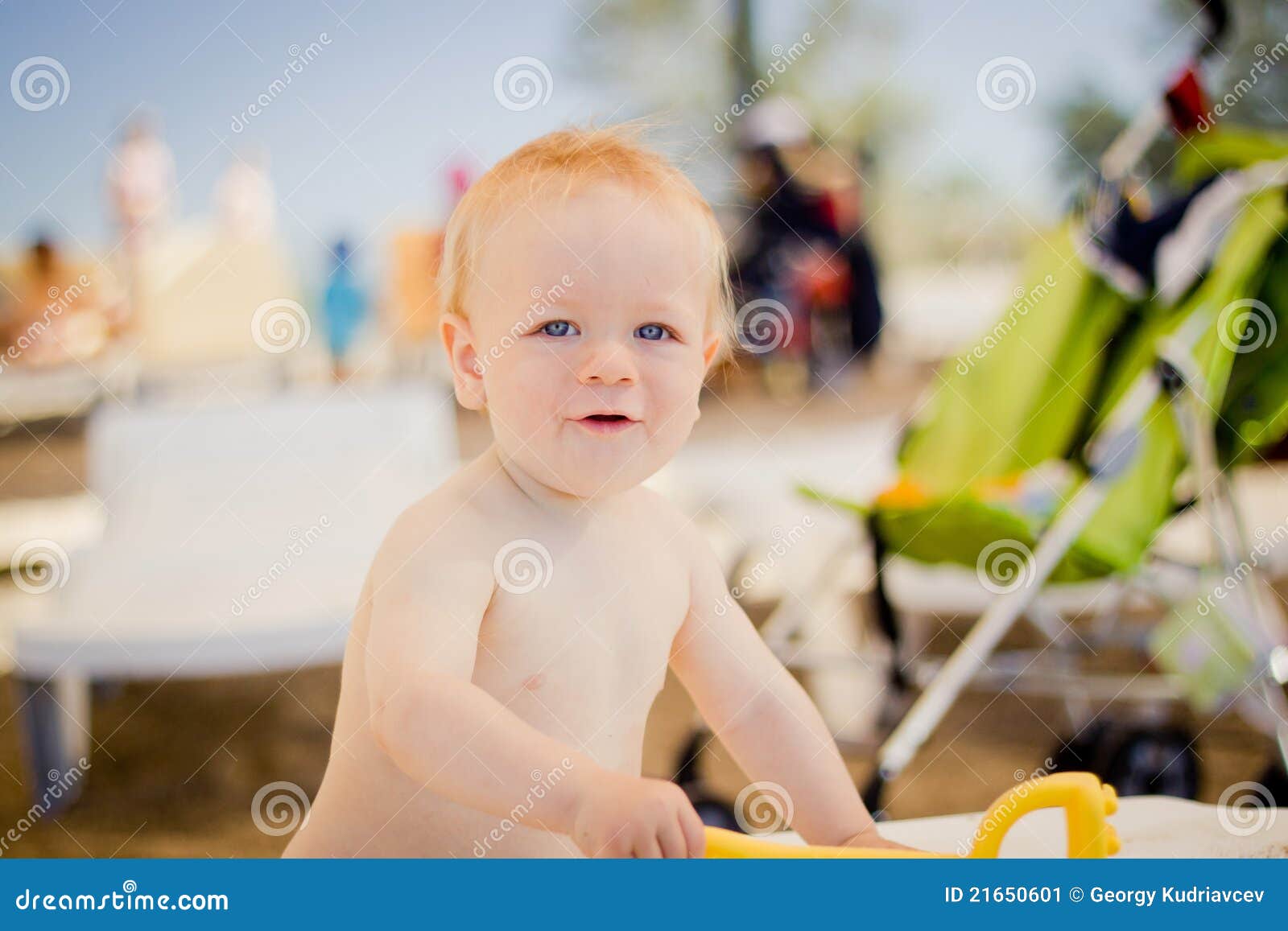 Baby on the beach stock image. Image of enjoy, outdoor - 21650601