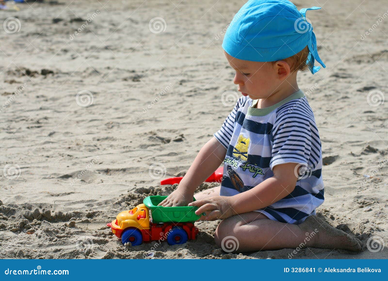 Baby on beach stock image. Image of ocean, heat, foam - 3286841