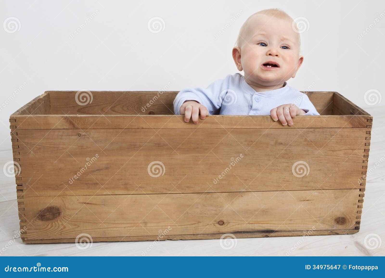 Baby in a box stock image. Image of portrait, baby, sweet - 34975647