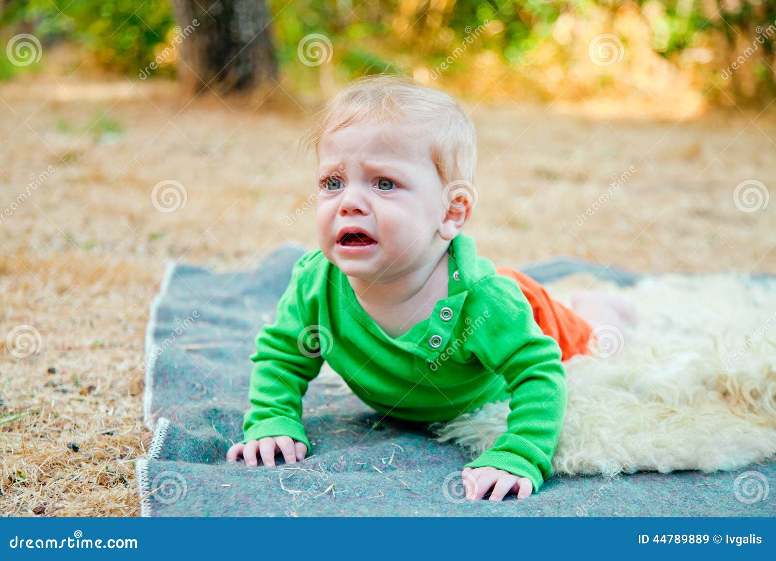 Baby boy bawling stock image. Image of bokeh, child, development - 44789889