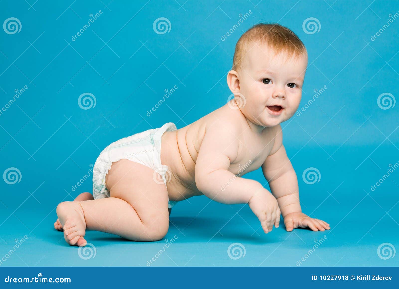 Baby crawling stock photo. Image of baby, lifestyles - 10227918