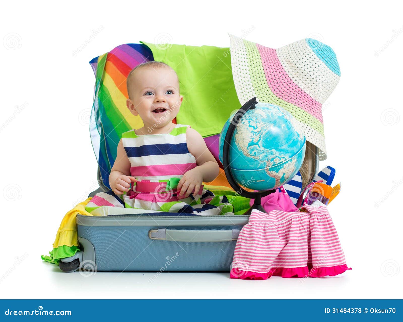 Baby, Das Im Koffer Mit Kugel Sitzt Stockfoto - Bild von hefterzufuhren ...