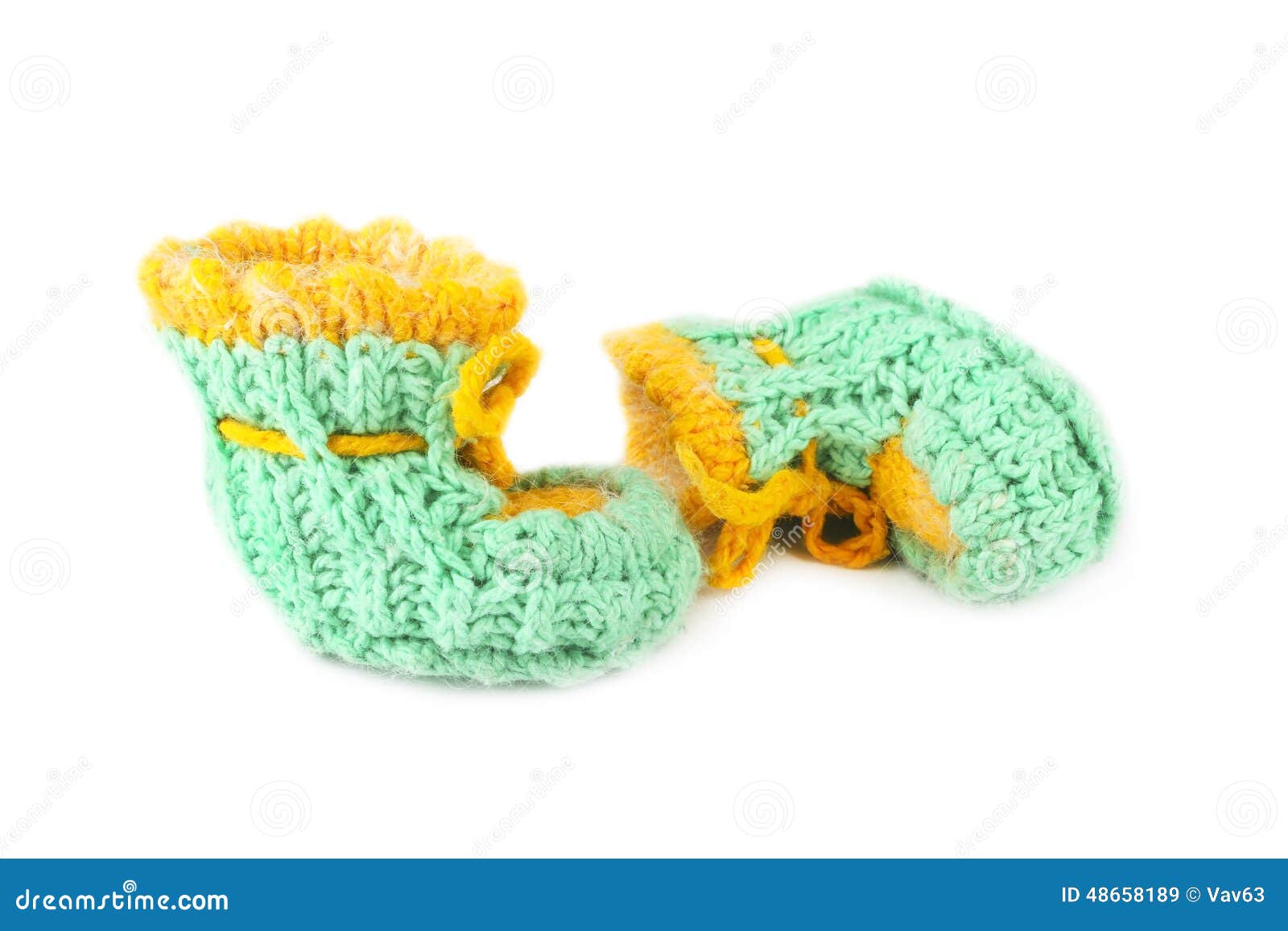 Baby green knitted booties stock image. Image of handmade - 48658189