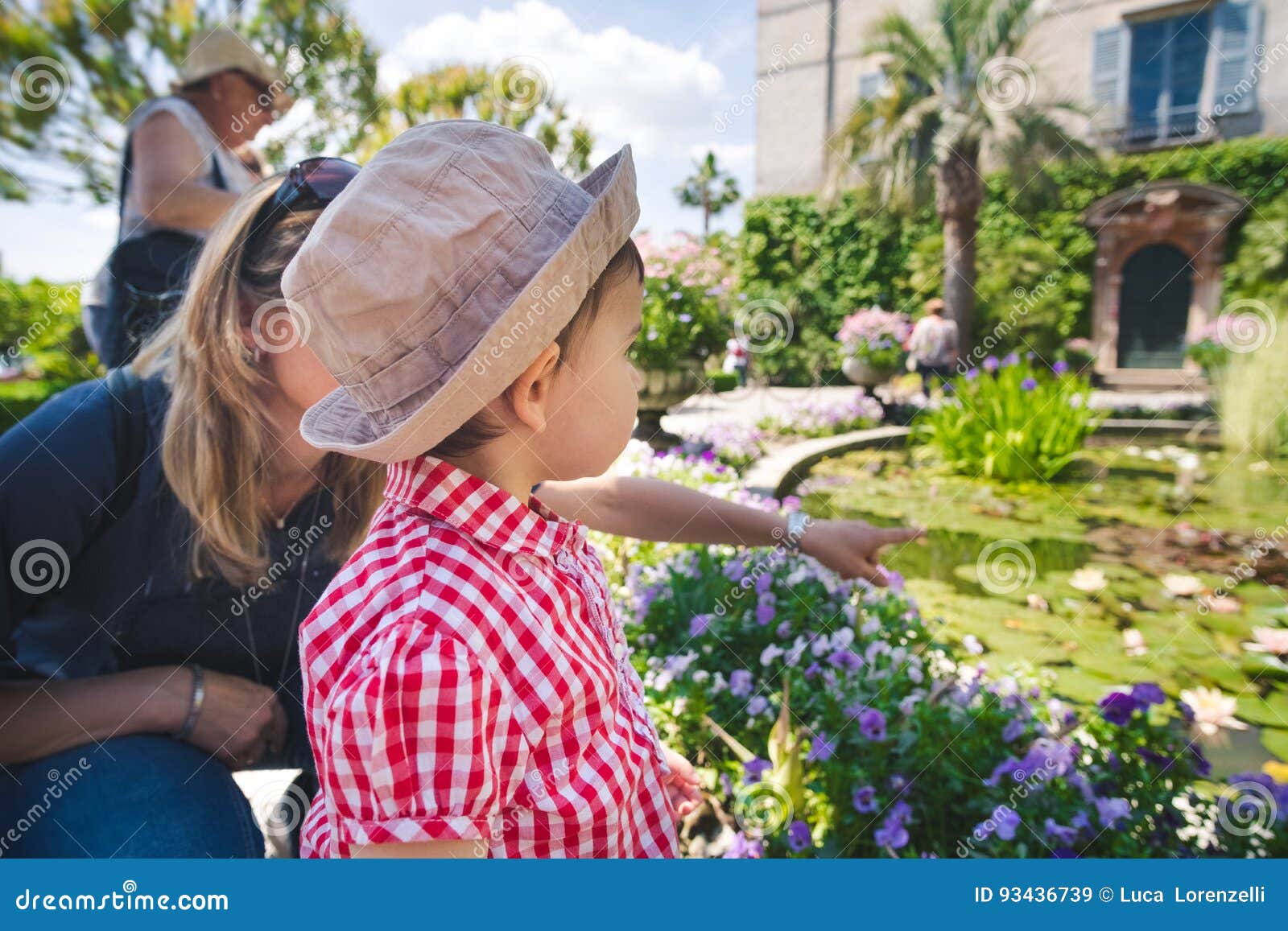 Baby Learn Plants at the Botanical Garden Stock Image - Image of garden ...