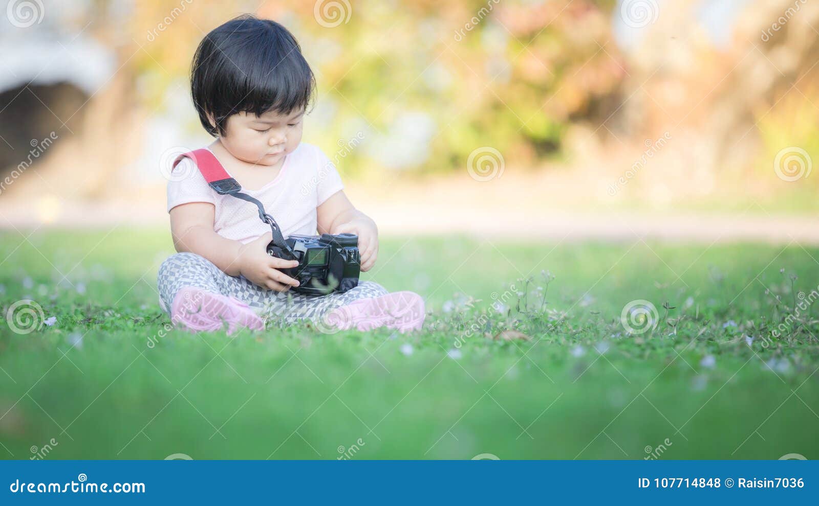 Baby Photography on the Ground. Suitable Use for Child Development ...