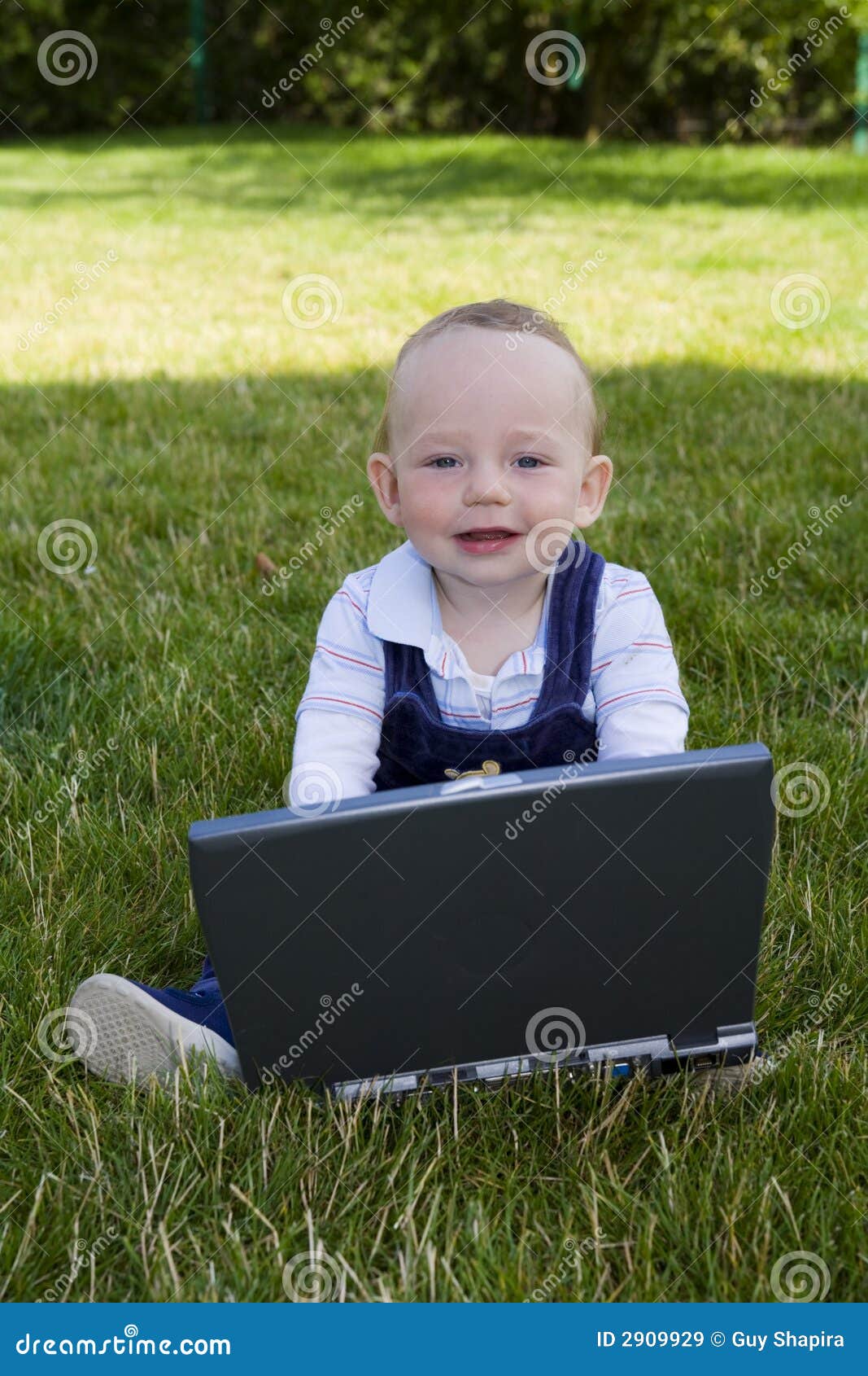 Baby study on computer stock image. Image of baby, people - 2909929