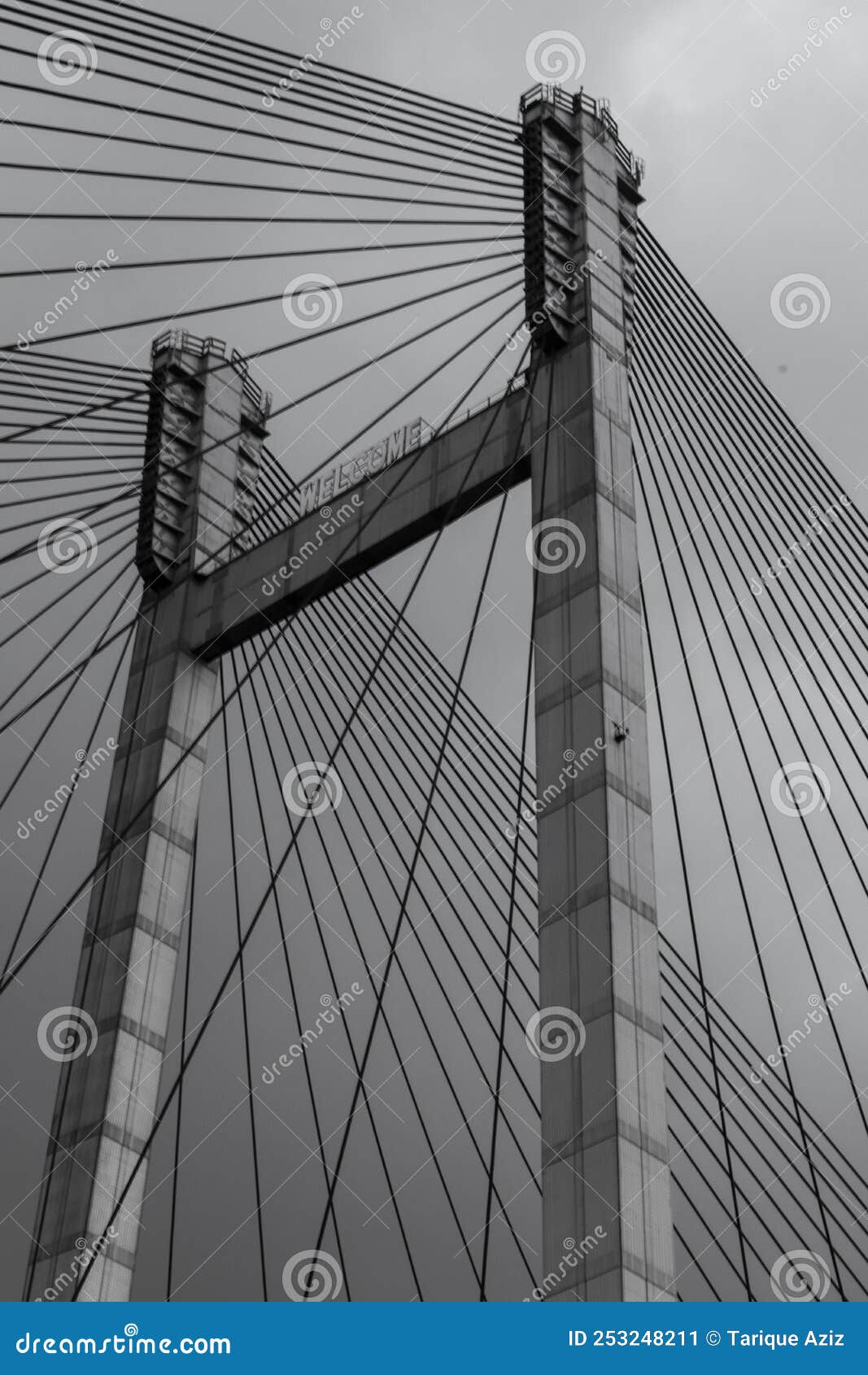 Bridge Portrait Photo Kolkata Bridge without Piller on River Stock ...
