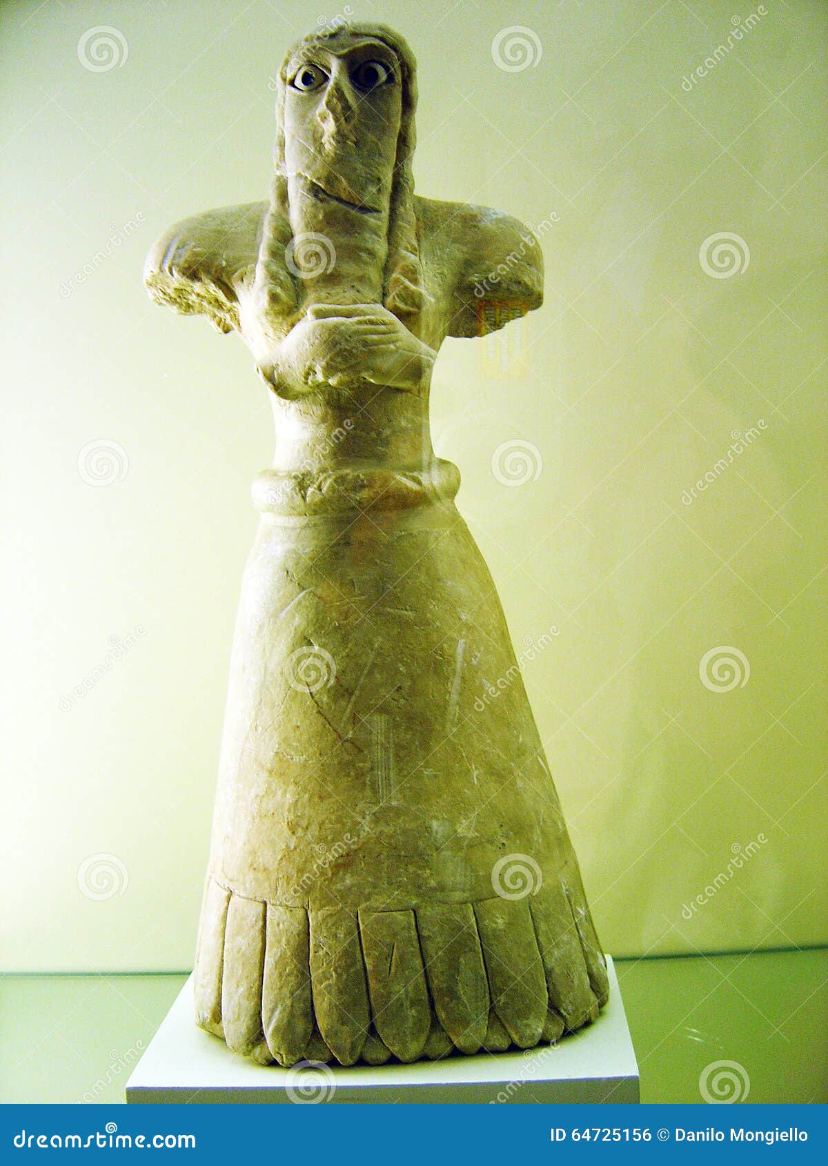 Babylon statue editorial photo. Image of culture, ancient - 64725156