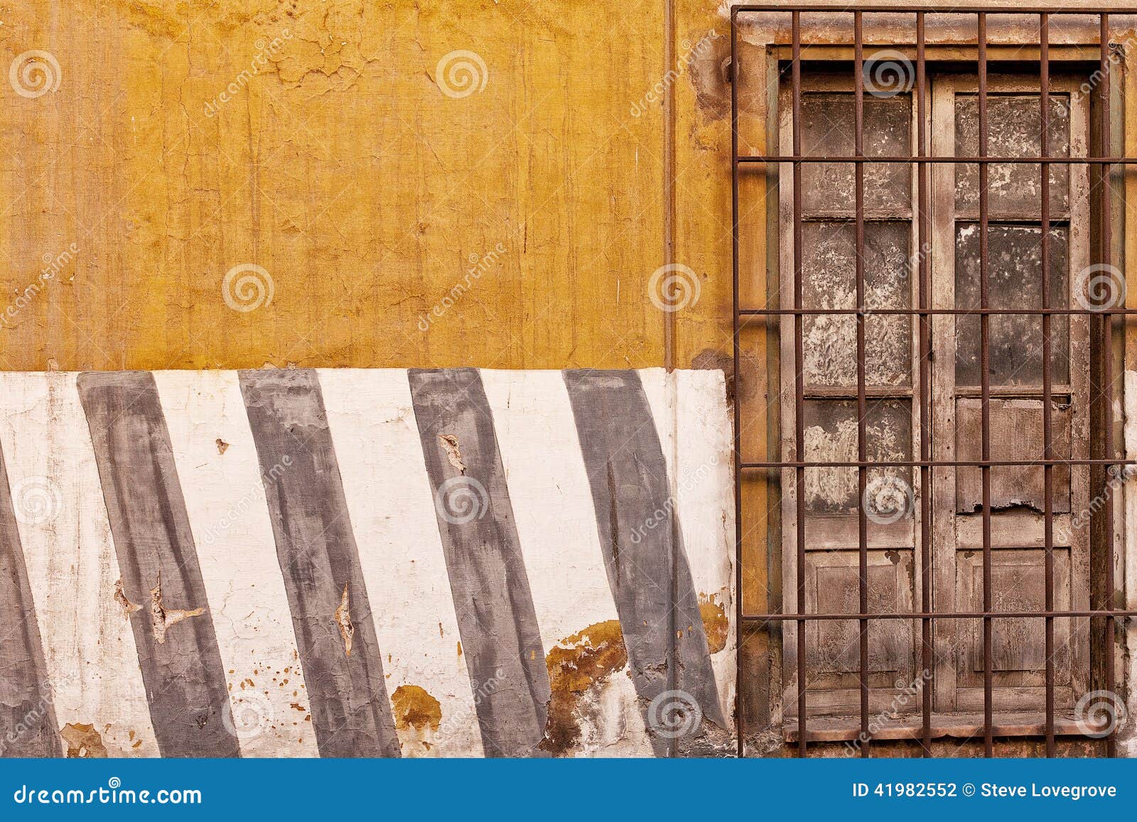 Back Alley Rome stock photo. Image of laneway, stripes - 41982552