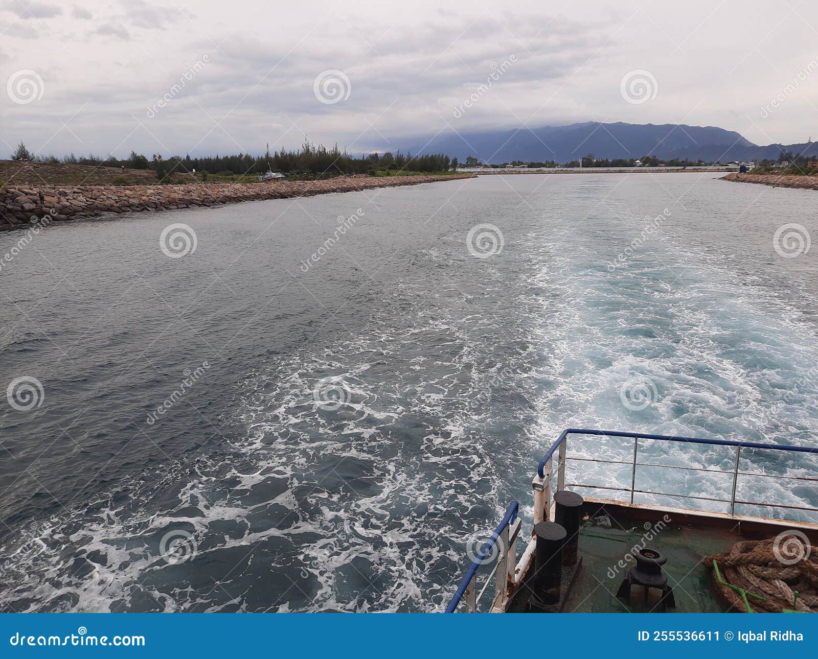 The Back of the Ferry Leaving the Port Stock Image - Image of lake ...