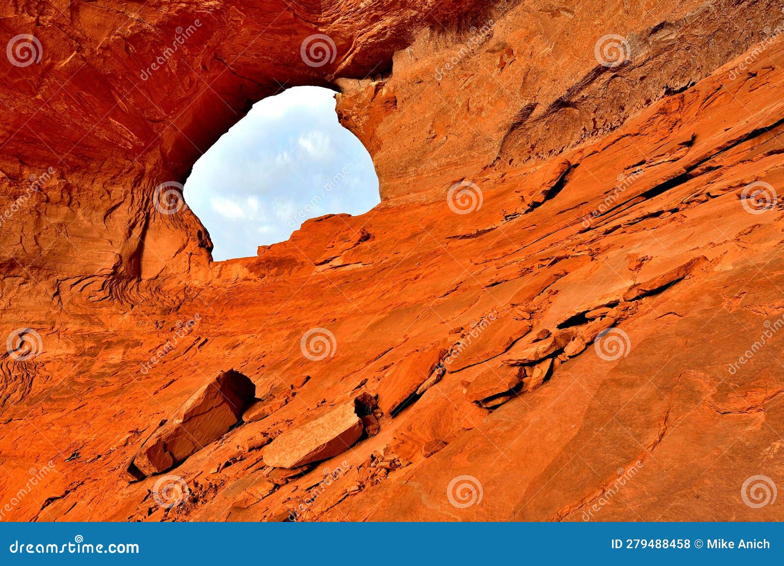 Back of Looking Glass Arch, Utah. Stock Photo - Image of cliff ...