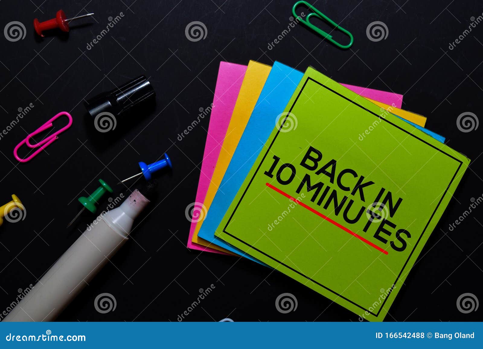 Back in 10 Minutes on Sticky Notes Isolated on Office Desk Stock Photo ...