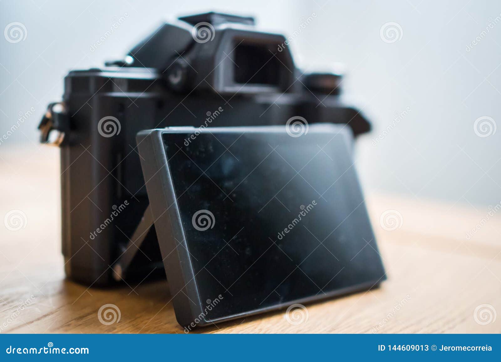 Back of a Mirrorless Camera Stock Image - Image of shot, back: 144609013