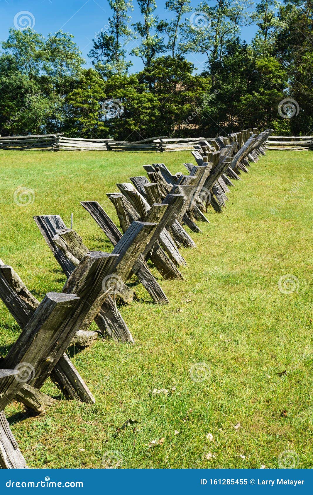 Stack Rail Fence And Farmhouse At The Humpback Rocks Farm Museum ...