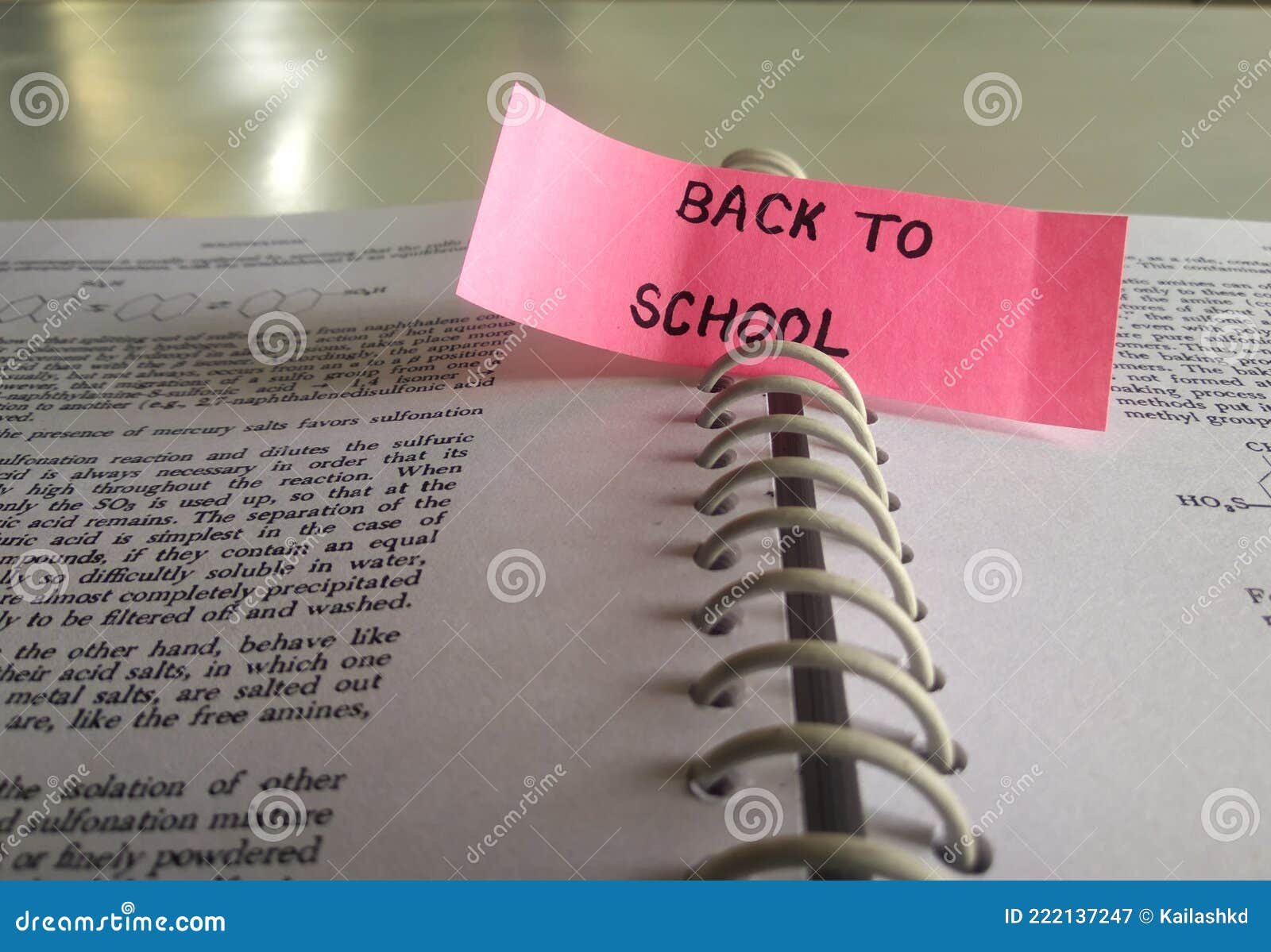 Back To School Note on Note Book Stock Image - Image of school, hand ...