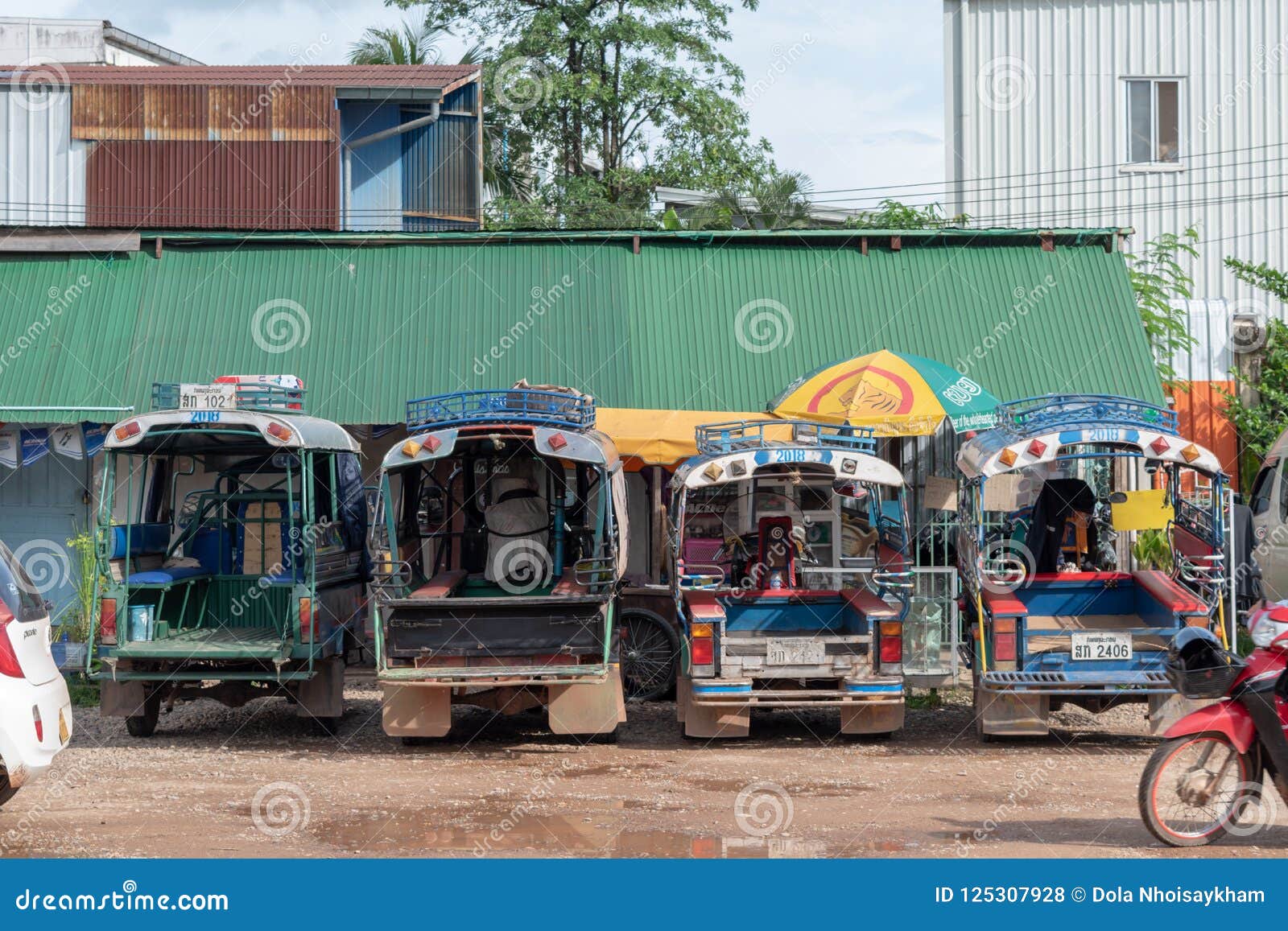 Back of tuk tuks editorial stock photo. Image of people - 125307928