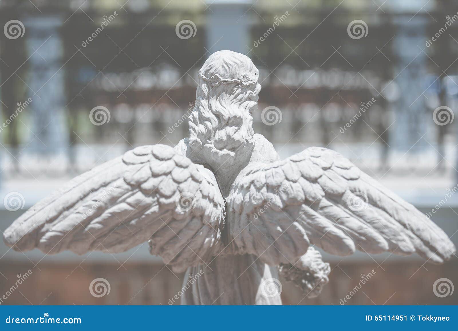 Back view of Angel statue stock image. Image of cemetery - 65114951