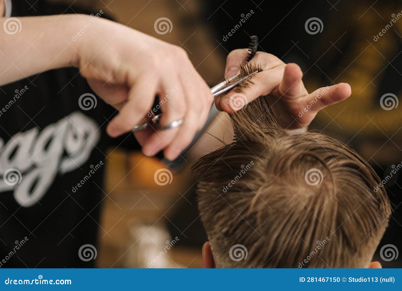 Back View of Barber Using Scissors and Making Hairstyle. Modern ...
