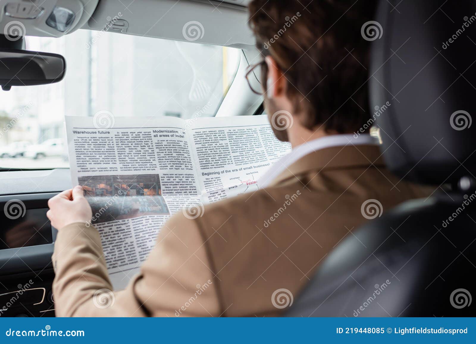 Back View Man Suit Reading Newspaper Stock Photos - Free & Royalty-Free ...