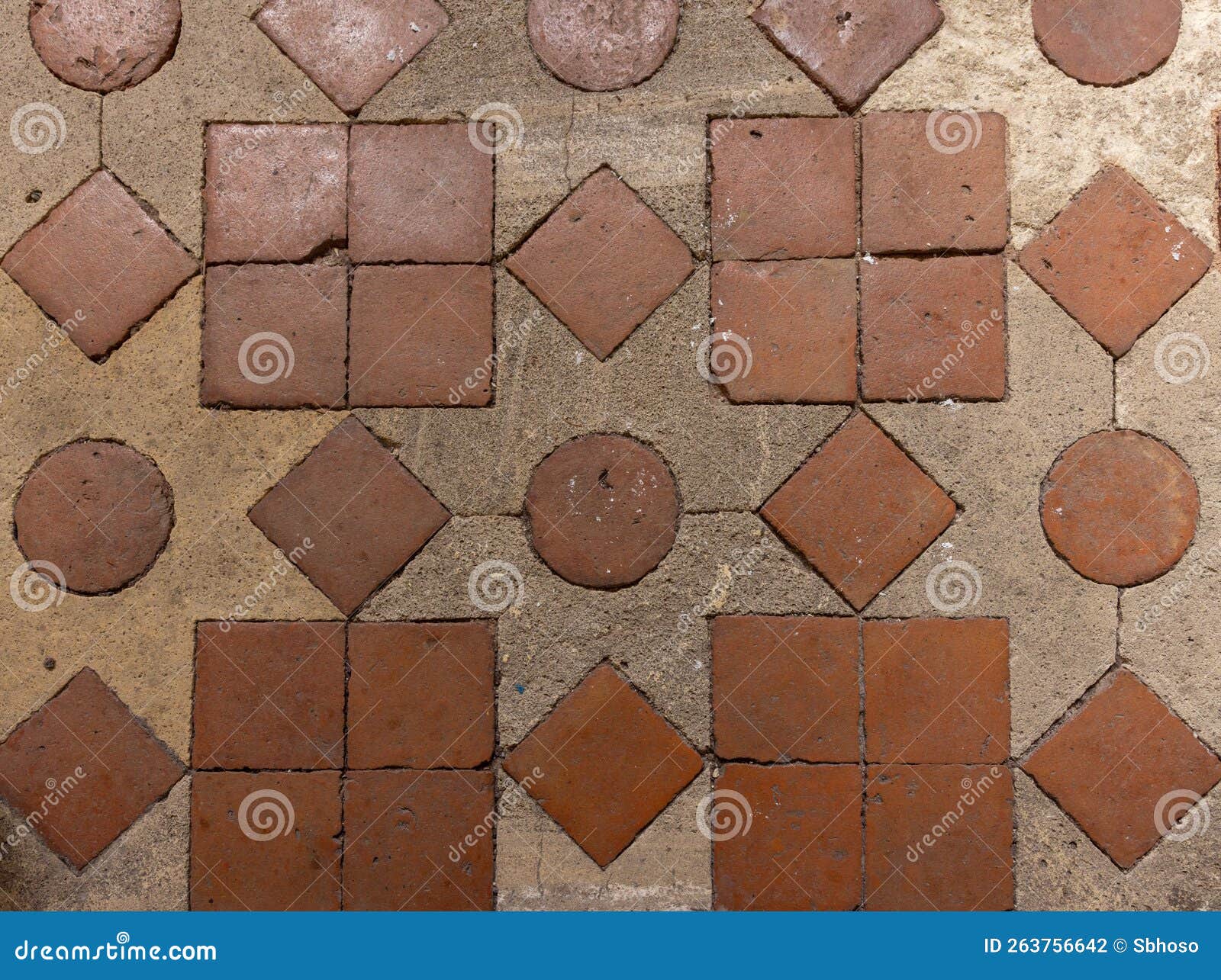 Geometrical Square Light Cream with Geometrical Dark Brown Pale ...