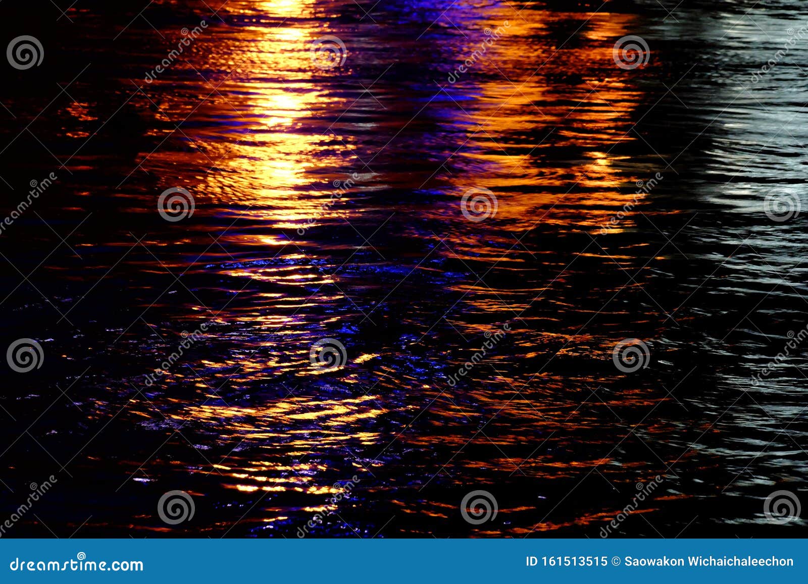 Blurred Colorful Light on River Surface with Water Waves in the Dark ...