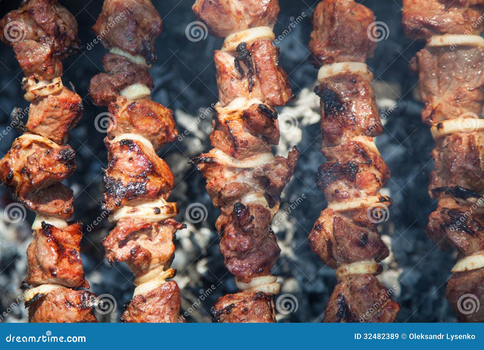 Background Barbecue Close-up Stock Image - Image of chicken, fire: 32482389