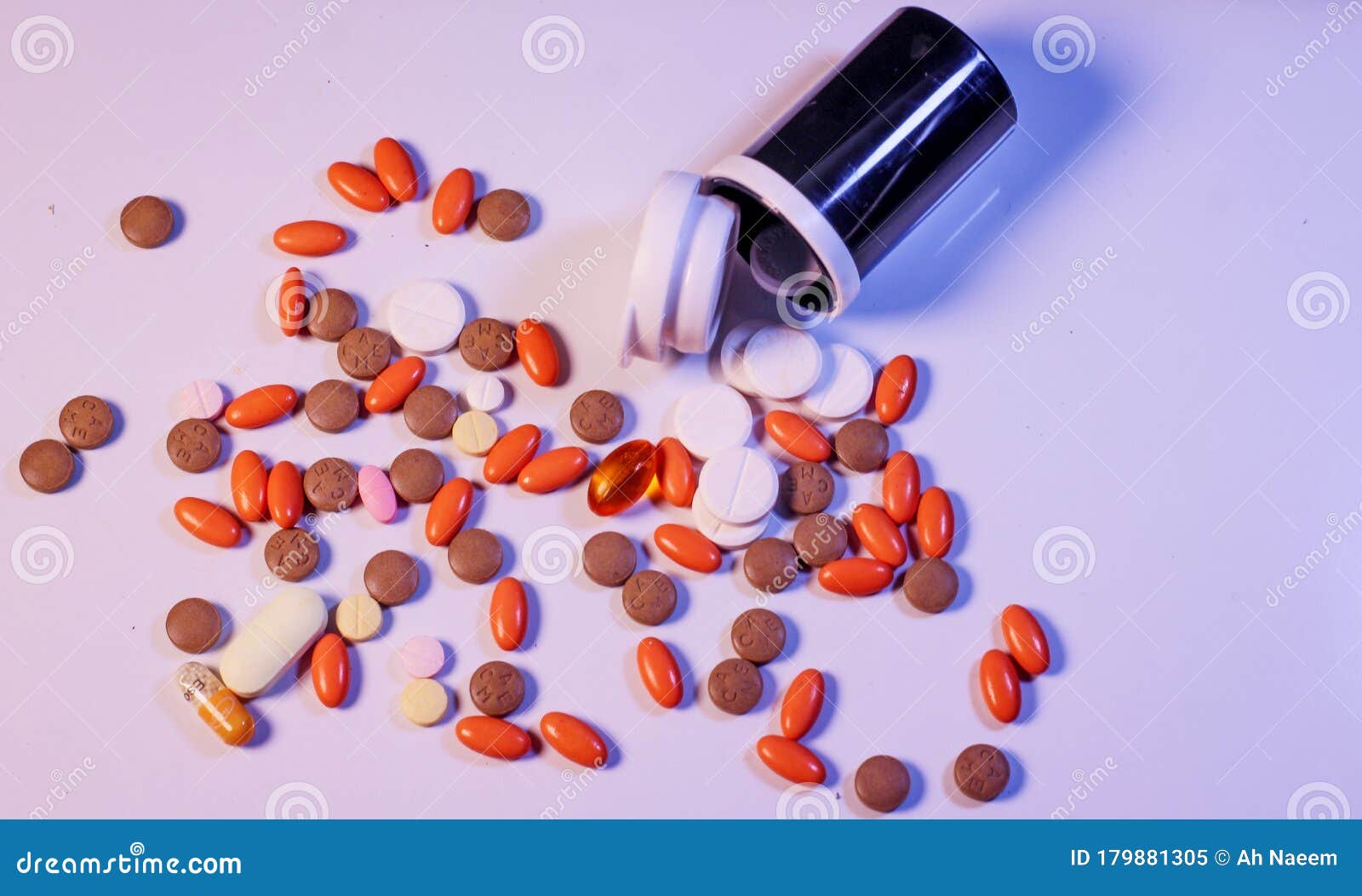 Background of Colorful Multi-vitamin Pills, Tablets and Capsules Stock ...