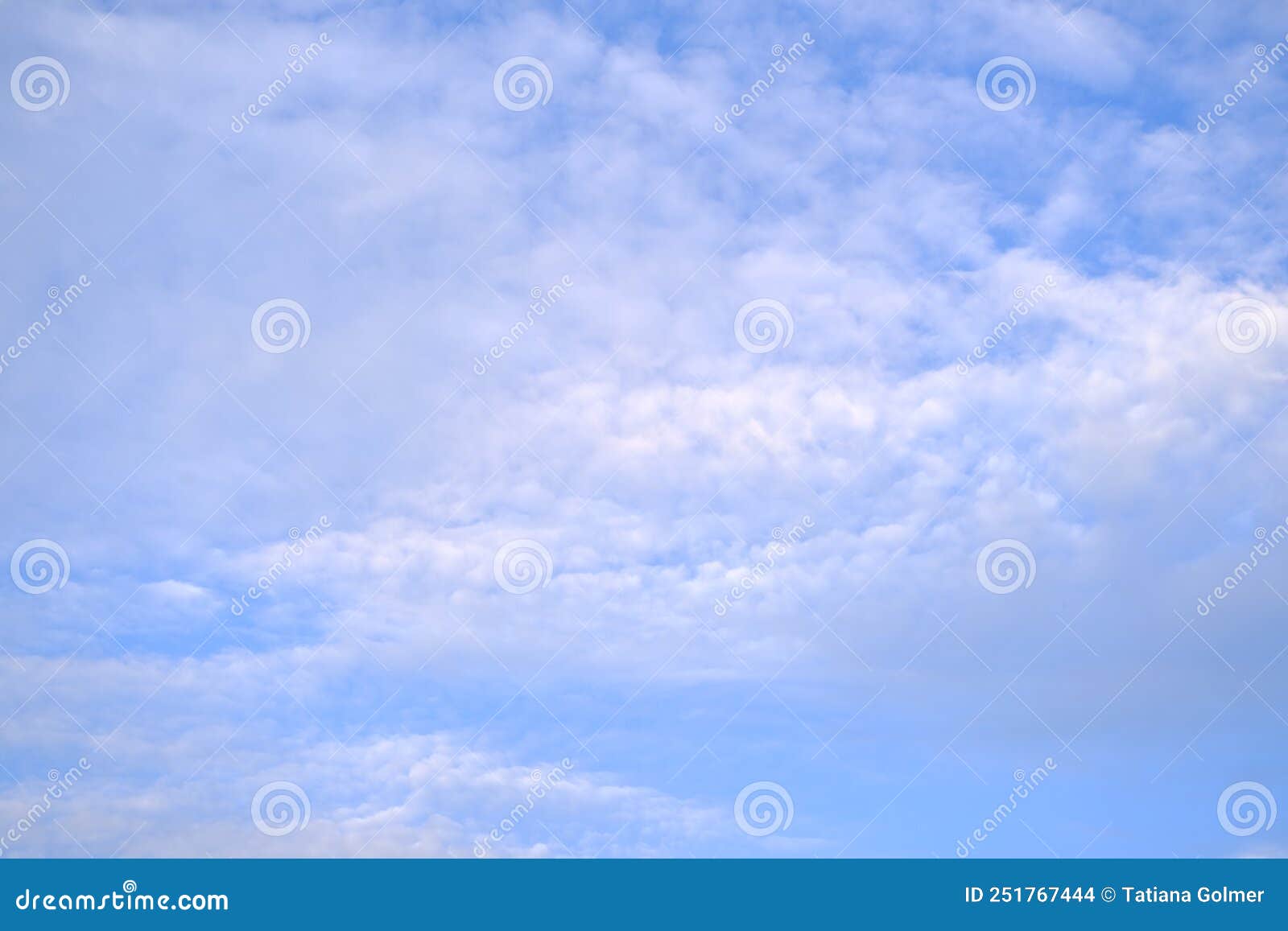 Background Light Sky Gradient, Close-up of Beautiful White Fluffy ...
